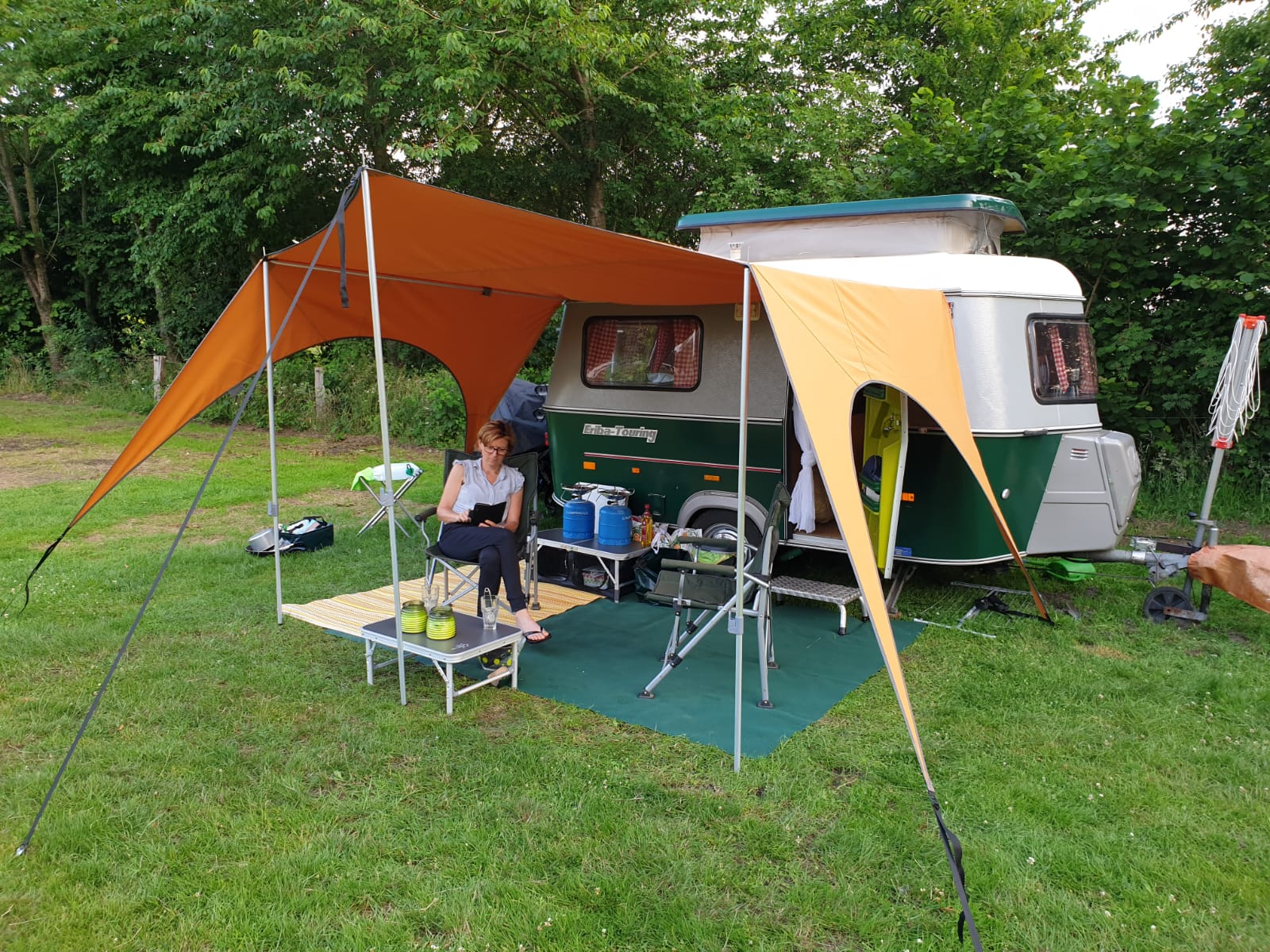 De perfecte aanwinst voor jouw kleine caravan of buscamper: De kleine ...